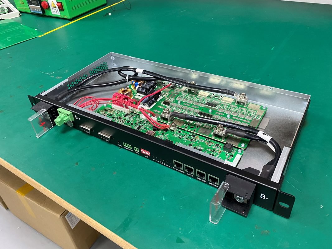 19" rack mount LiFePo4 solar ESS 15S 16S 100A 200A external BMS